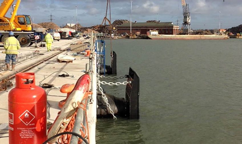 New Quay Wall | Southampton | United Kingdom - ShibataFenderTeam