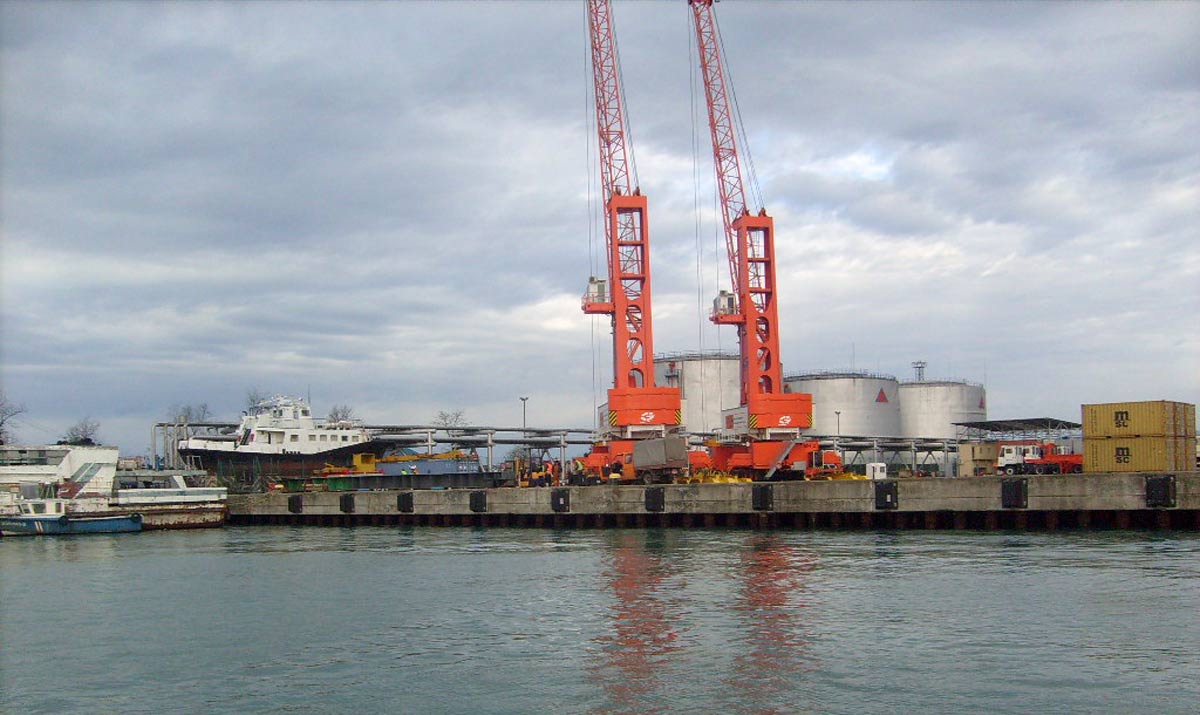 Container Terminal | Port of Batumi | Georgia - ShibataFenderTeam