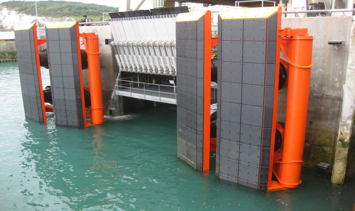 Berth 3, Pier A | Dover | United Kingdom - ShibataFenderTeam